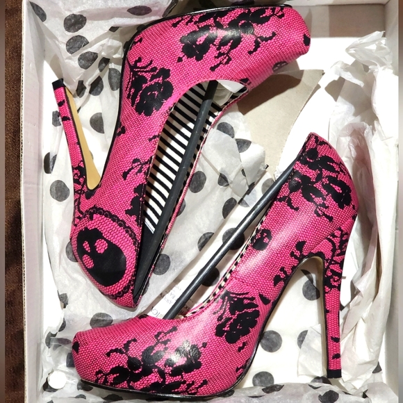 Iron Fist | Shoes | Iron Fist Lacey Days Platform Heels | Poshmark